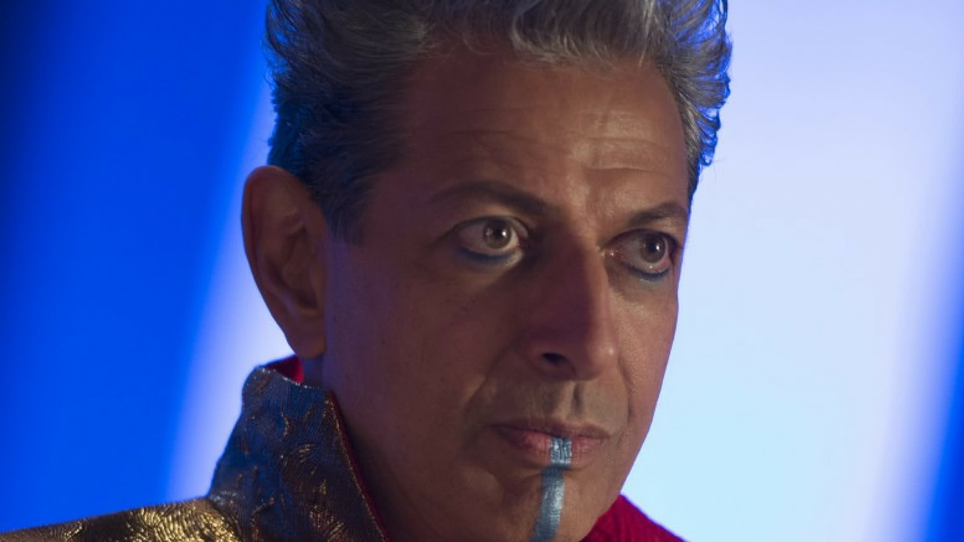 Why Jeff Goldblum's Grandmaster Isn't Blue In Thor: Ragnarok